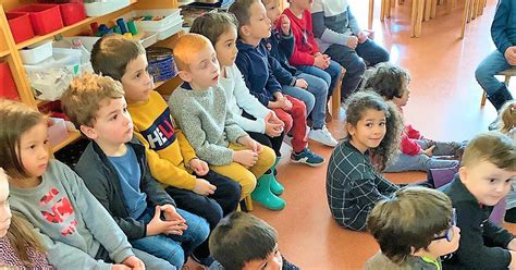 Seichamps Kamishibaï à la maternelle Louise Michel