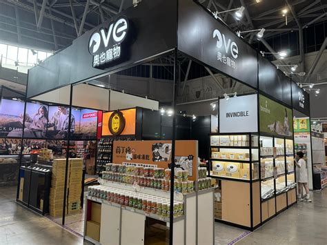 Méng 萌潮 台南5月最大 寵物展 登場🎉 《萌小編進場偷拍 佈置篇》 來看看廠商們多用心！多認真！