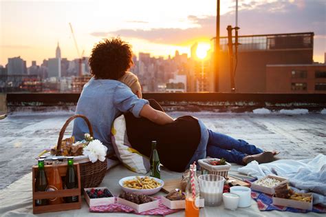 Romantic Beach Picnic Ideas