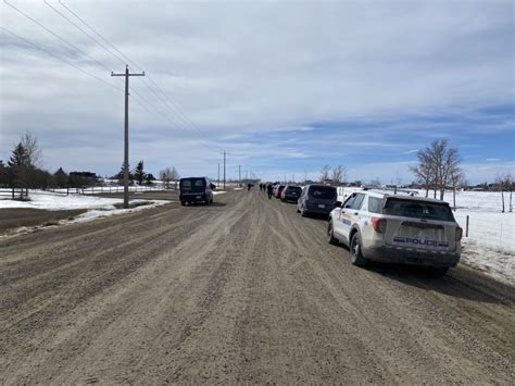 Calgary Police Rcmp Descend On Chestermere Acreage For Investigation