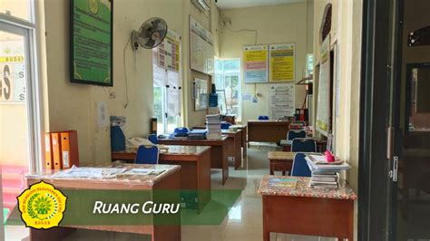 Ruang Kantor Guru Muhammadiyah Boarding School Ki Bagus Hadikusumo
