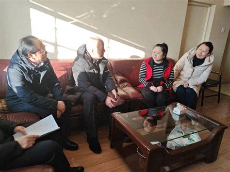 大庆工会 温暖百湖”万名干部进万家送温暖大行动启动慰问一线资金