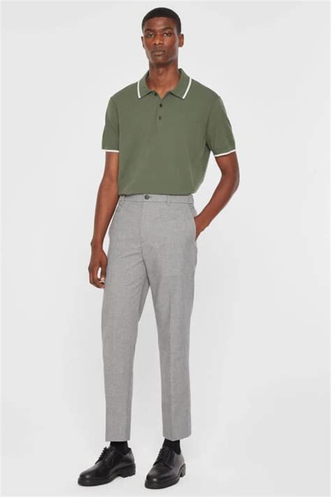 What Colour Shirts To Wear With Grey Pants 8 Foolproof Options