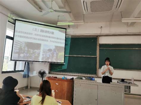 同辈辅导 共同成长 全区高校思想政治理论课研究性学习和实践性教学优秀成果展示团队到基层一线班级开展经验分享活动 南宁学院马克思主义学院 首页