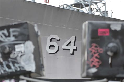 Views Of The Iowa Class Battleship Uss Wisconsin Bb 64 Nara