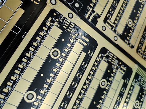 单面铝基板 铝基板，铜基板，陶瓷板，smt Pcba，铝基板厂家，铜基板厂家，陶瓷板厂家，深圳尚奇电路电子有限公司