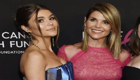 Actress Lori Loughlin Reports To Prison In College Scam News Talk 105