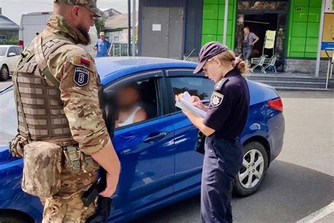 Поліція Київщини у День Незалежності працює у посиленому режимі Вечірній Київ