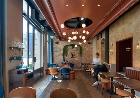 Une Brasserie Parisienne Au Style Industriel Chic
