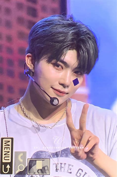 더쿠 팬들 사이에서 반응 좋은 어제 쇼케이스 한 남돌 얼굴 상태