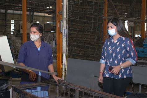 Salesandmarketing Innovation Instor Breakthebias Womenleadership