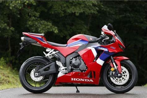 Más Imágenes De La Nueva Honda Cbr600rr Pero ¿la Veremos En Nuestro País