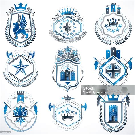 명품 전 령 벡터 템플릿 집합입니다 벡터 기호 Blazons 그래픽 요소 로얄 크라운 중세 성곽 병기 및 종교 십자가 사용 하 여 만든 컬렉션입니다 고풍스런에 대한 스톡
