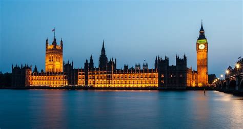 Houses Of Parliament English Parliament Building With Gothic Style