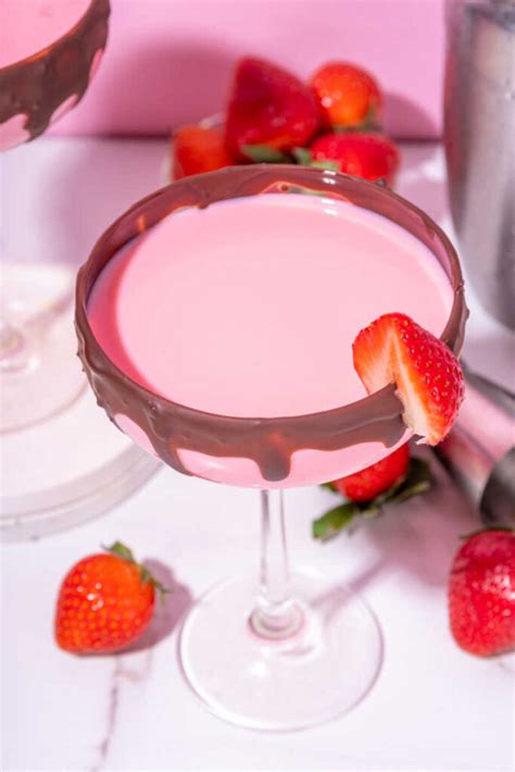 Barbies Chocolate Covered Strawberry Martini Eats By The Beach