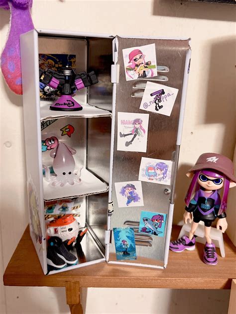 なみ🦈🦕🐠。 On Twitter ロッカー作ってみた！中はいただいた素敵なイラスト達を飾ってみたよー！ ﾉ`∨´ヾ