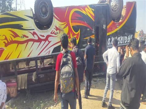 Bus Full Of Wedding Guests Overturned More Than 12 People Injured