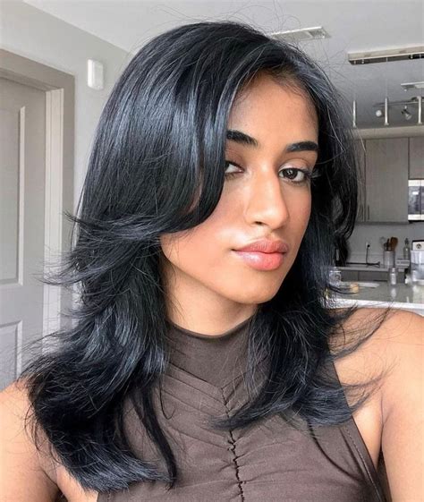 30 Face Framing Layers Ideas For A Trendy Look In 2024 Front Hair