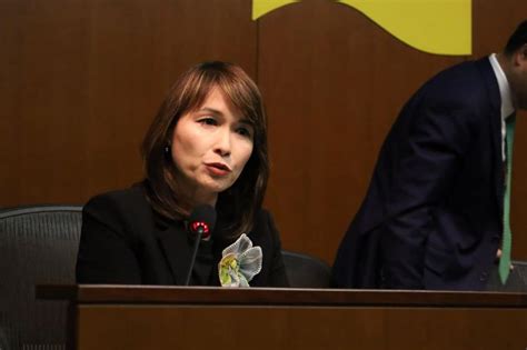 解僱失醫療保障如被判「死刑」 僱主或干犯殘疾歧視 有外傭申訴期間病重離世｜yahoo