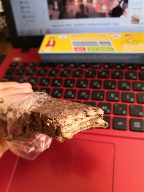 Ревюта на вафли РВ Added A New Photo Ревюта на вафли РВ