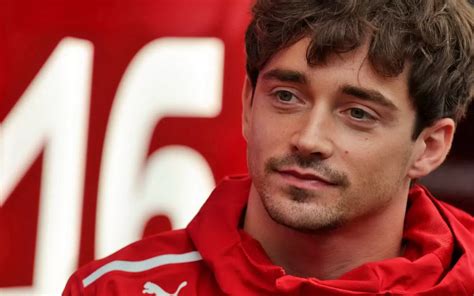 ФОРМУЛА Непосредно по својот 50 ти подиум во Формула 1 сите со Ферари Чарлс Леклер гледа кон