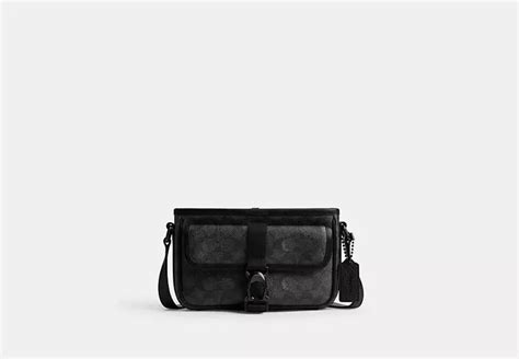 【公式】coach コーチ ベック スリム クロスボディ・シグネチャー キャンバス
