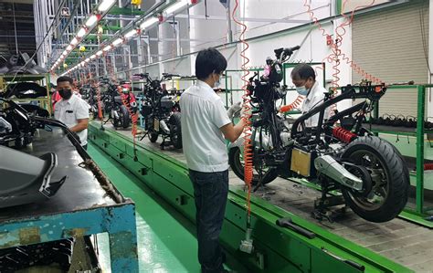 InsideRACING KYMCO KRV 180i TCS Starts Production