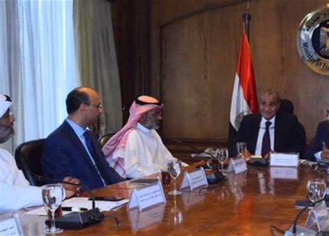 وزيرا التجارة والتموين يبحثان تعزيز استثمارات صافولا السعودية بمصر