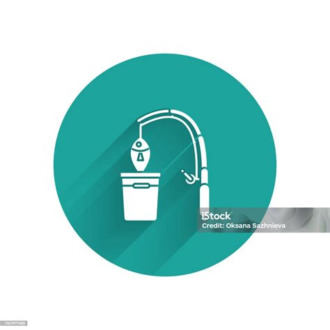 긴 그림자로 고립 된 흰색 낚싯대와 물고기 아이콘 양동이에 물고기를 넣습니다 낚시 장비 및 어류 양식 주제 녹색 원 버튼입니다 벡터 일러스트렌 강에 대한 스톡 벡터 아트 및