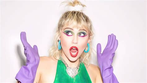 Miley Cyrus Sexy In Wall Street Journal Photos Videos The Fappening