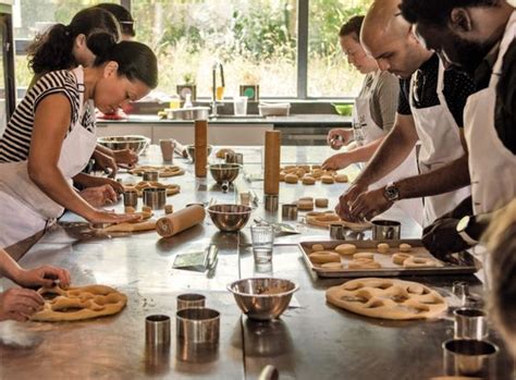 Top 7 London Cooking Classes For Fun Learning