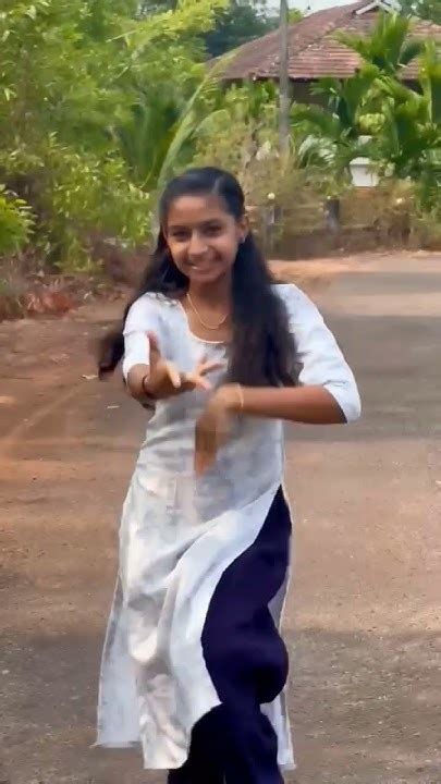 Varaha Nadhikarai Oramtrendingshorts Viral Dance 🖤☺️ Youtube