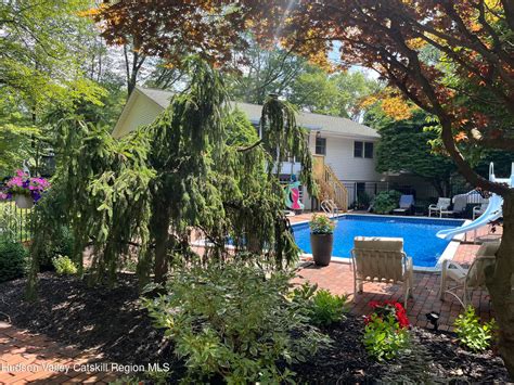 12 Ridge View Drive New Paltz Ny 12561 See Est Value Schools And More