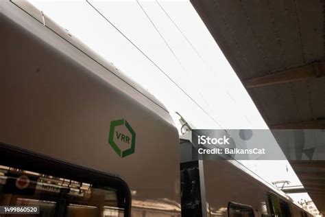 Logo Vrr Atau Verkehrsverbud Rhein Ruhr Di Kereta Pinggiran Kota Sbahn Di Wuppertal Vrr Adalah