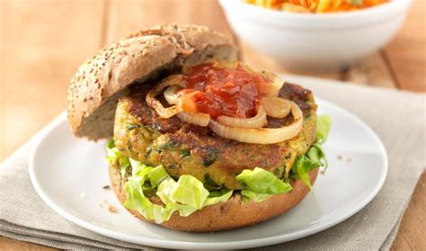 Burger végétarien à la courgette et pois chiches