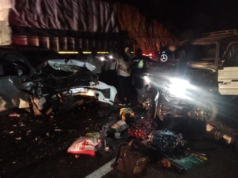 Mp Road Accident गणपति घाट की नई सड़क पर रात 1 बजे भीषण हादसा दो