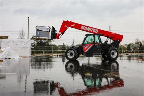 Manitou Telehandlers Simplify Access For Both Operator And Service Construction Equipment
