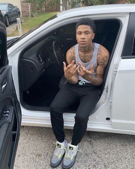 Pin By 𝑘𝑜𝑜𝑙𝑎𝑖𝑑 On Fellas Dope Outfits For Guys Fine Hood Black Men