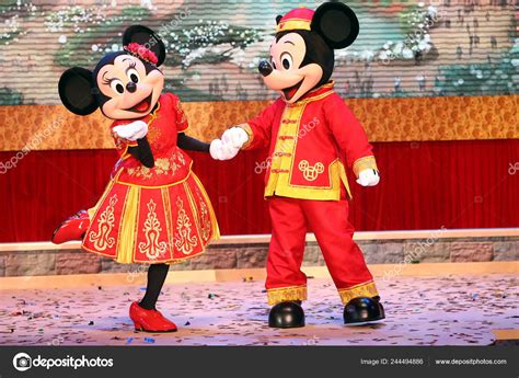 Mickey Mouse Minnie Mouse Perform Groundbreaking Ceremony Shanghai