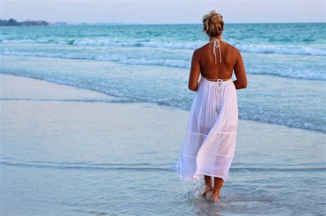 Beneficios De Caminar Por La Playa El Jardín De Venus