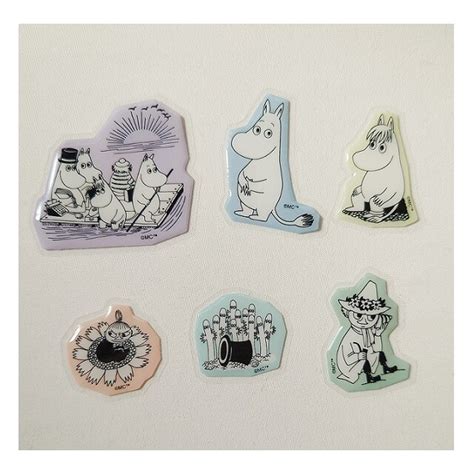 【楽天市場】【送料無料】ムーミン Moomin ぷっくりフレークステッカー ブルー シール ステッカー ムーミン谷の仲間たち H120w100mm 6種×4枚 計24枚 Mon12：decoste