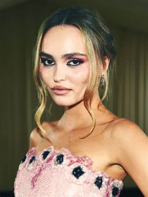 Lily Rose Depps 7 Most Iconic Outfits Social Nation