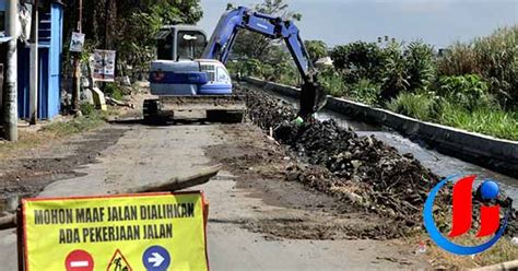 Bupati Sidoarjo Kebut Proyek Betonisasi Sembilan Ruas Jalan Penghubung Antar Desa PETISI CO