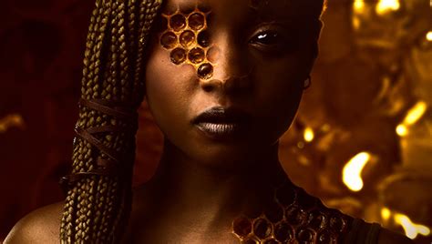 How To Create A Surreal Honeycomb Effect In Photoshop Fstoppers