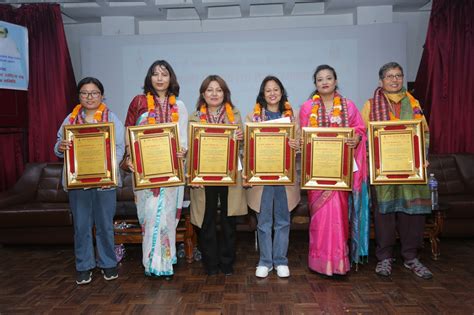 ६ महिला पत्रकार सम्मानित Khabarhub Khabarhub