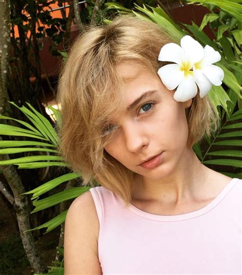 Марта Громова Marta Gromova 1997 ロシア モデル、インスタグラマー In 2022 Girls