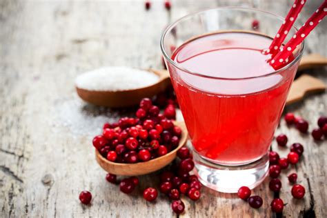 Recept: Brusinkový likér | iGurmet.cz