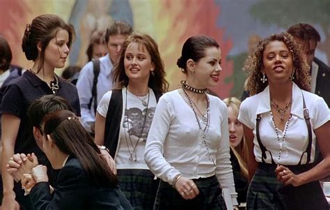 The Craft 1996 The Craft 90s Outfits The Craft Rochelle Outfits