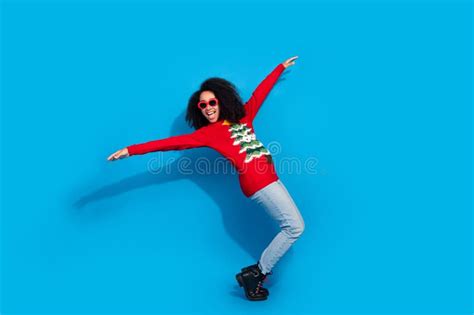 Full Size Photo Of Pretty Young Girl Tiptoes Dancing Sunglass Wear Red