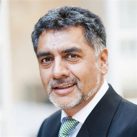 Pictures Of James Kahn